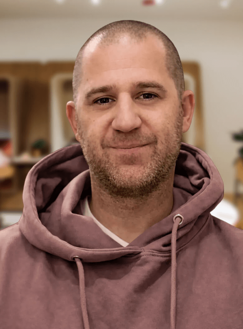 SETROI ®️ - Aparece en periódicos como noticia